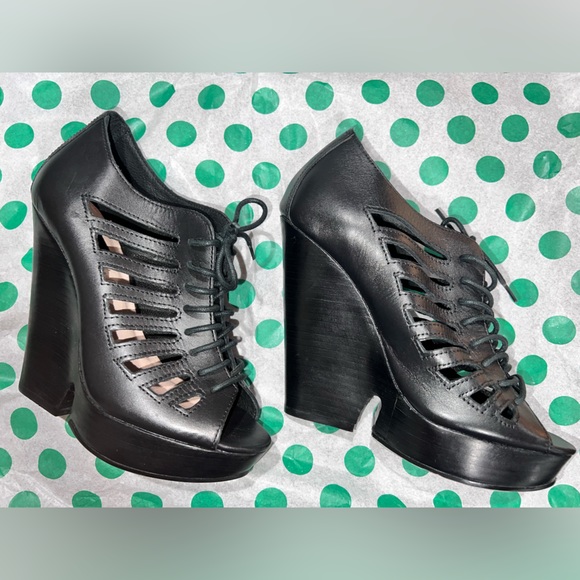 RMK | Shoes | Nwob Rmk Black Platform Wedge Heels Lace Up Shoes Size 6 ...